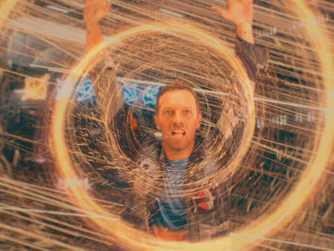 Watch COLDPLAY'S Beautiful SUNRISE AND SUNSET Performances in Jordan ...