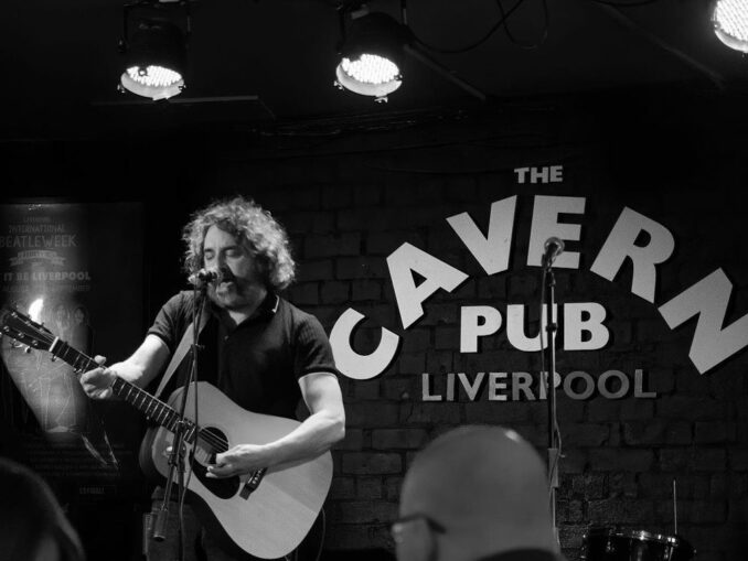 VIDEO PREMIERE: Ian Prowse - 'The Ballad Of North John Street' - Watch Now