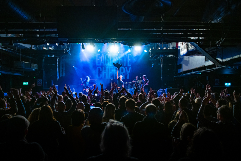 LIVE REVIEW: Eagle-Eye Cherry At O2 Islington Academy | XS Noize ...