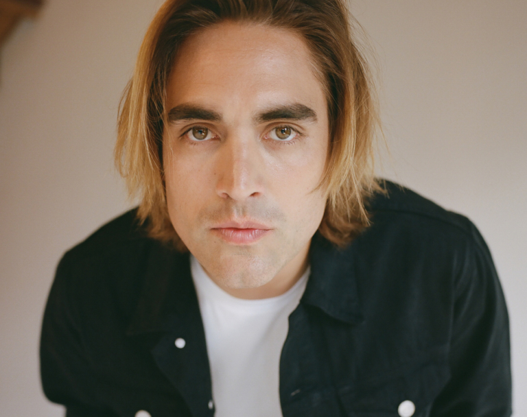 ‘The Masked Singer’ Winner CHARLIE SIMPSON Shares New EP ‘Kifaru’