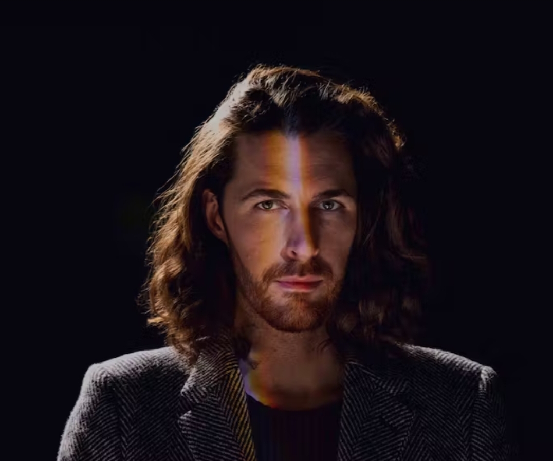 HOZIER Announces Biggest Ever UK & Irish Outdoor Headline Shows