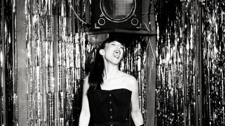 Back In The Spotlight: Lisa Moorish On 'Divine Chaos' And Her ...