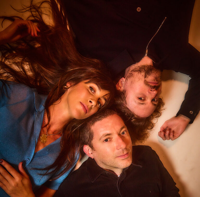 LIVE REVIEW: The Zutons - Shepherds Bush Empire