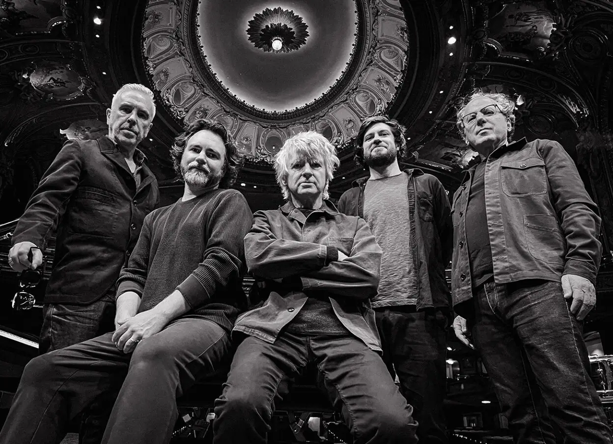 CROWDED HOUSE Announce Gravity Stairs UK And Europe Tour